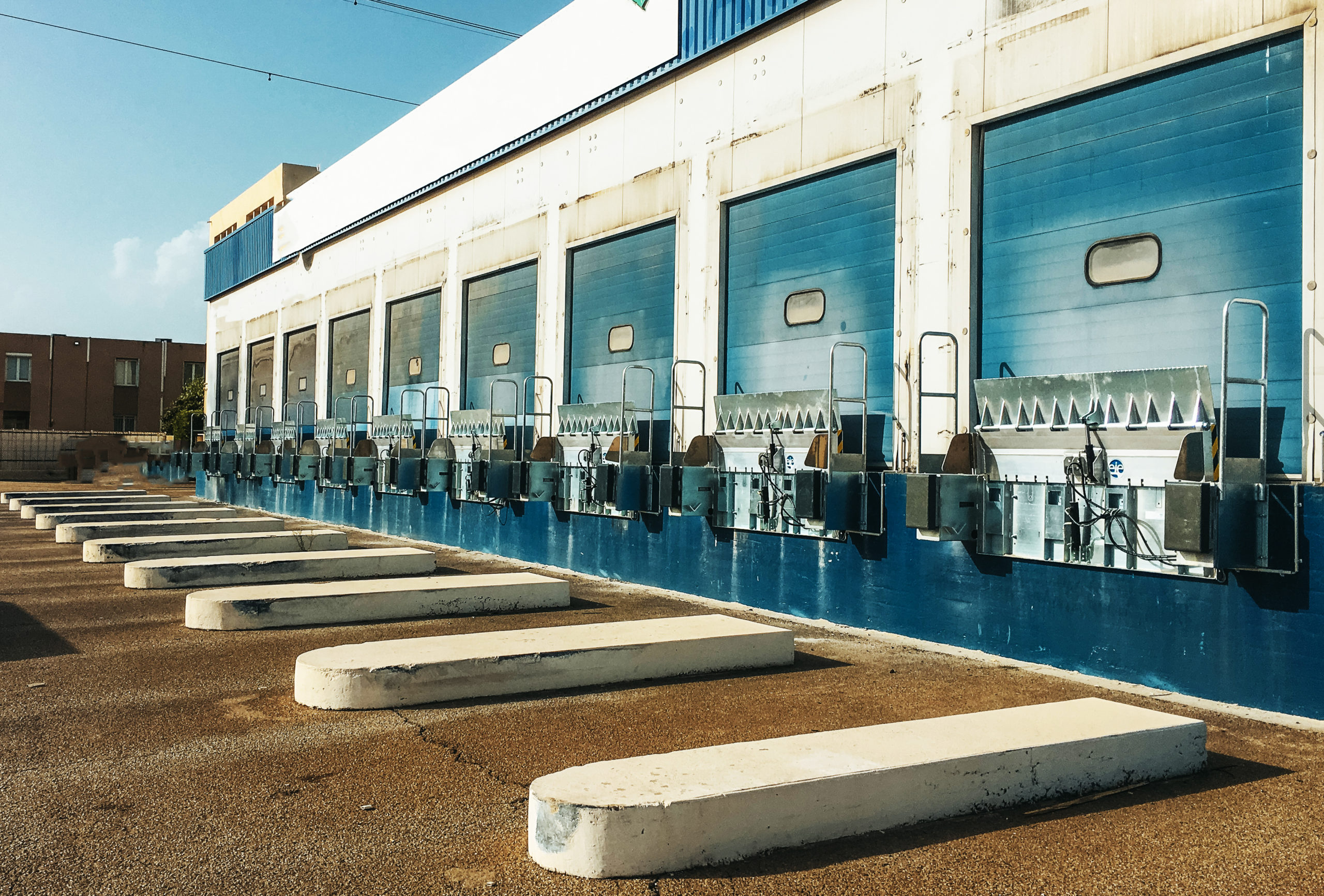 EIE FRANCE - DÉCOUVREZ NOS PONTS DE CHARGEMENT